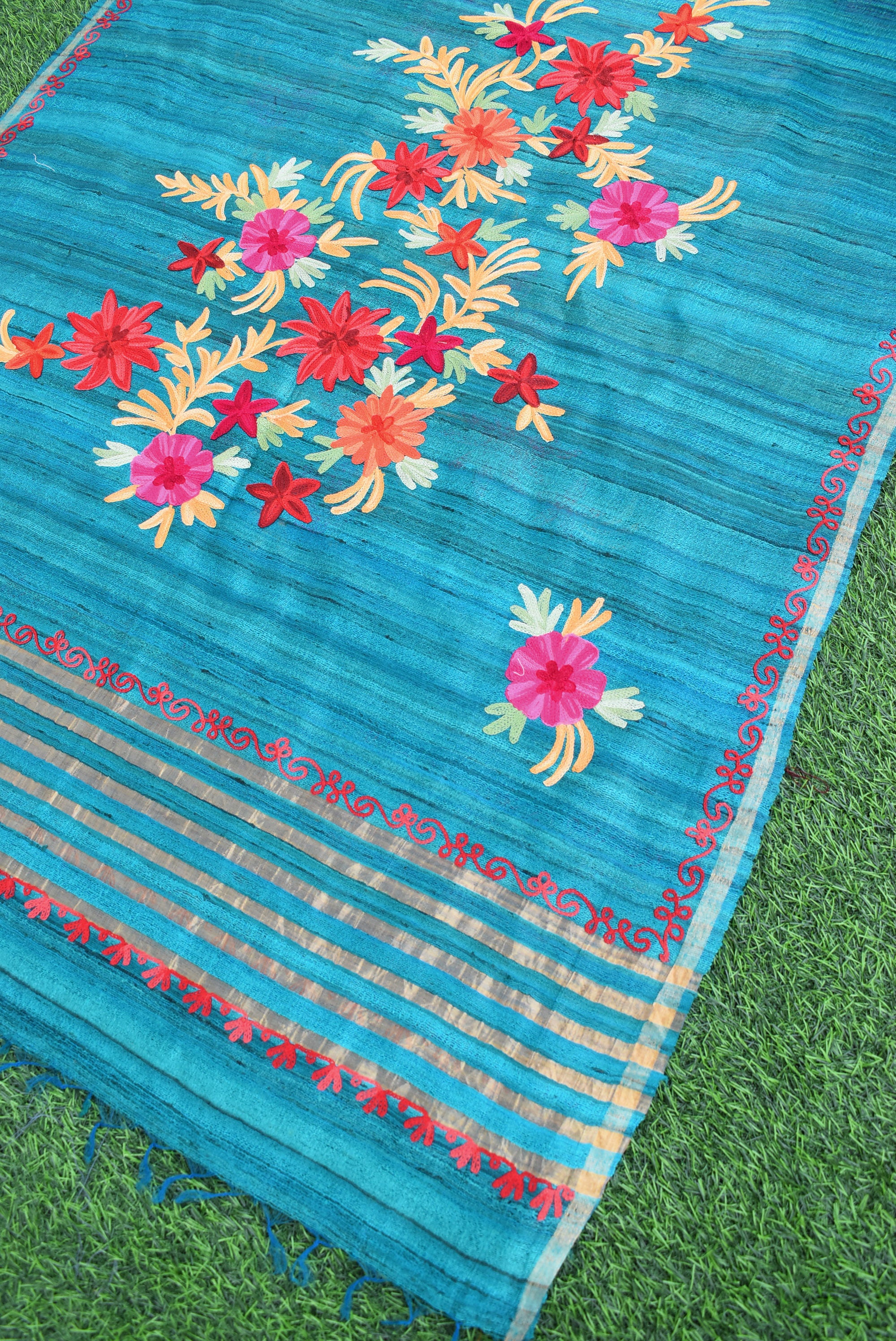 Dupattas – Page 2 – India1001.com